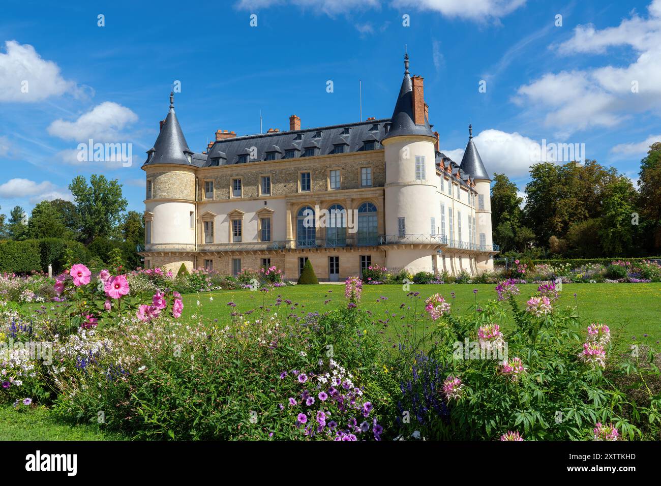 Chateau de rambouillet, france hi-res stock photography and images - Alamy