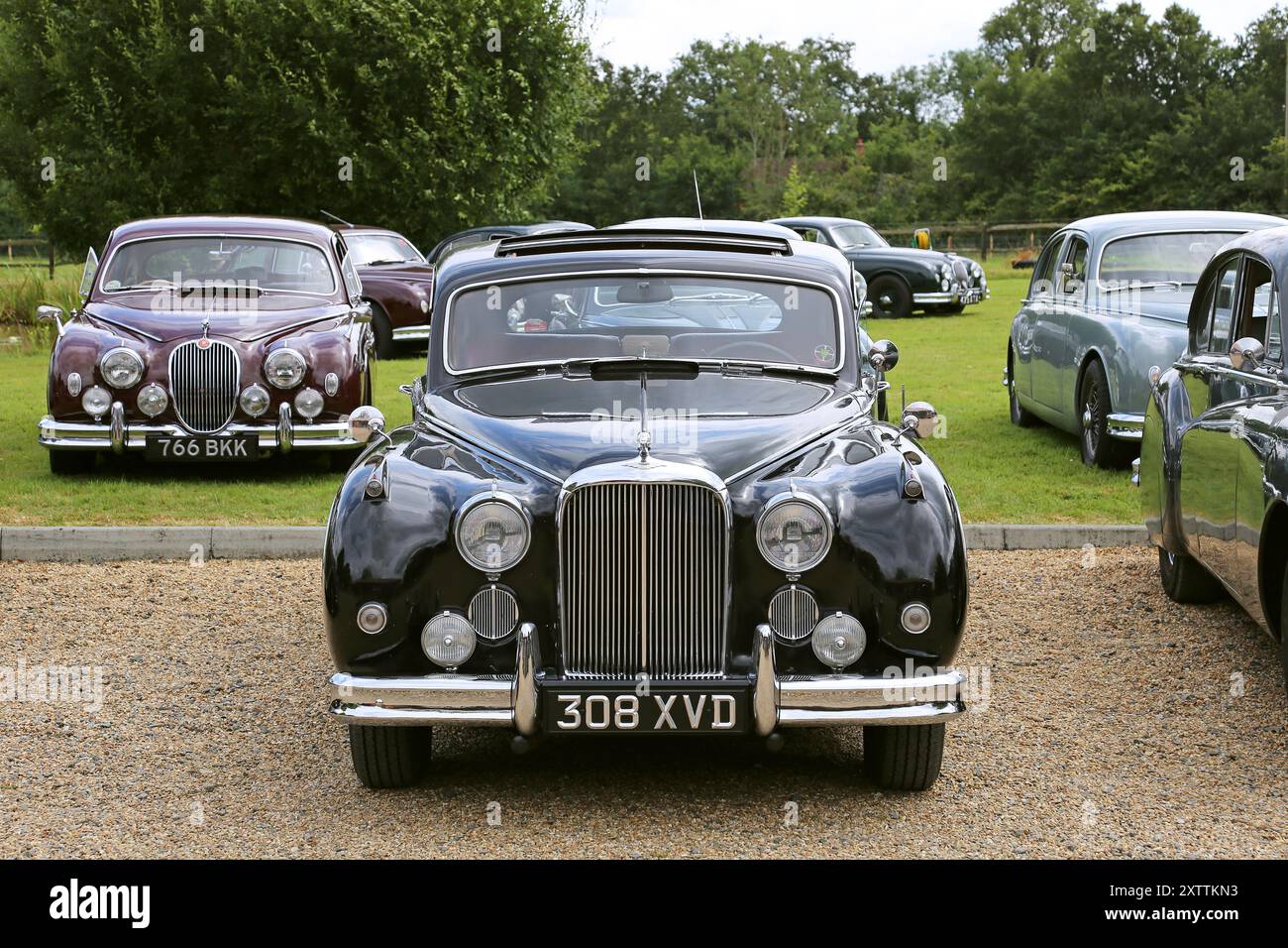 Jaguar MkIX 3.8 (1959), Mike Hawthorm Museum (Private Collection ...