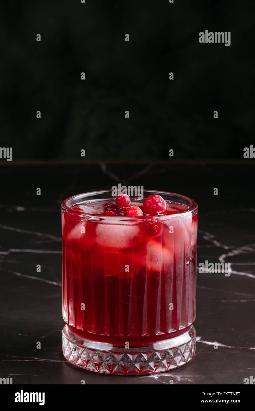 Mint cocktail shadow hi-res stock photography and images - Alamy