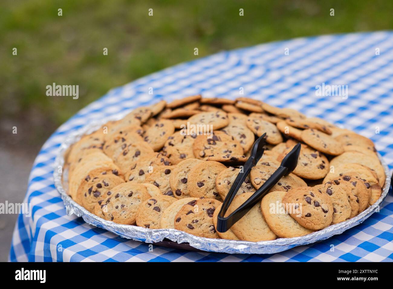 Chip platter hi-res stock photography and images - Alamy