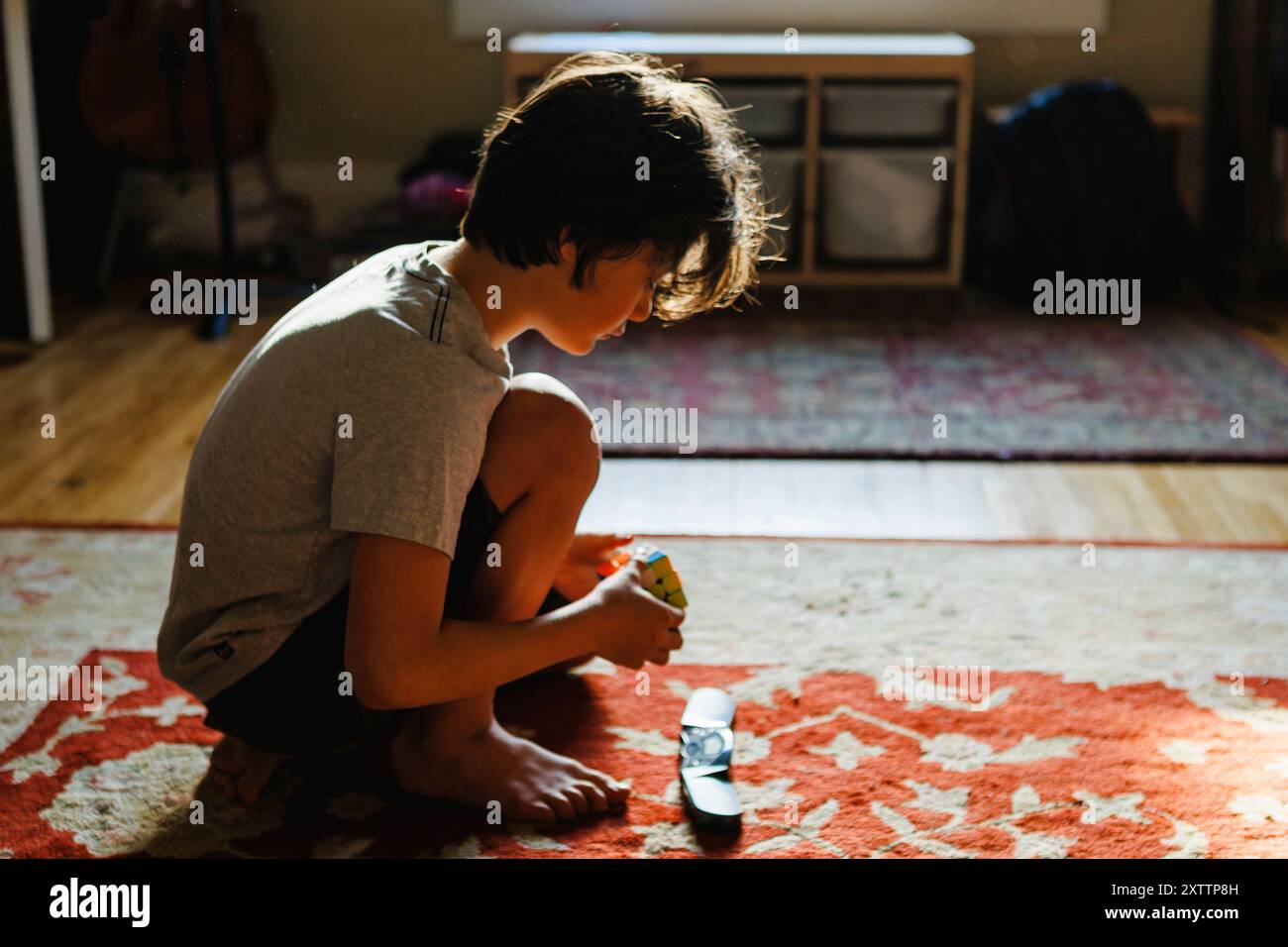 Barefoot boy hi-res stock photography and images - Alamy