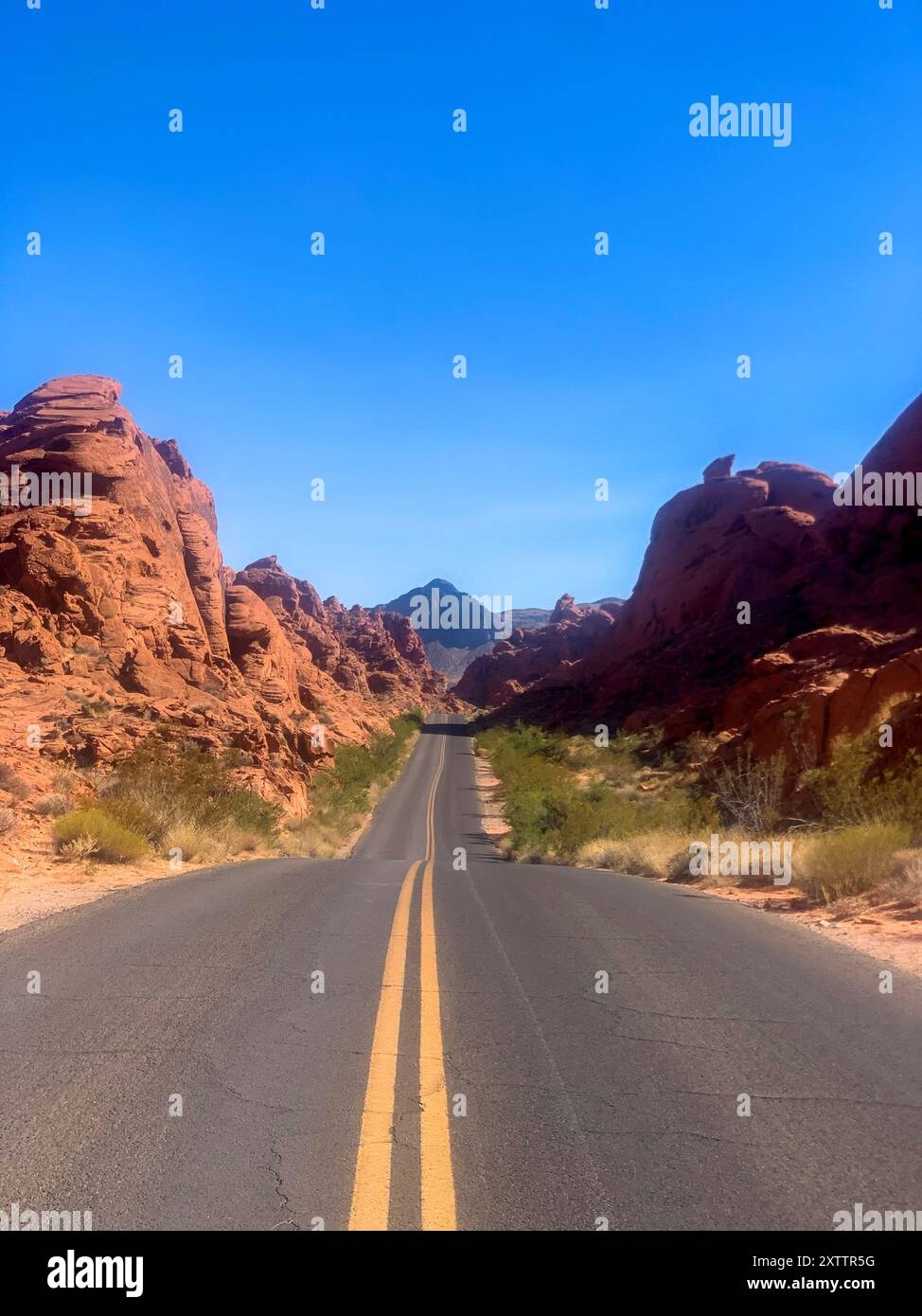 Road cutting through the rocks hi-res stock photography and images - Alamy