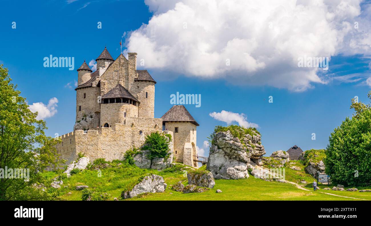 Castle rebuilt in the 14th century hi-res stock photography and images ...