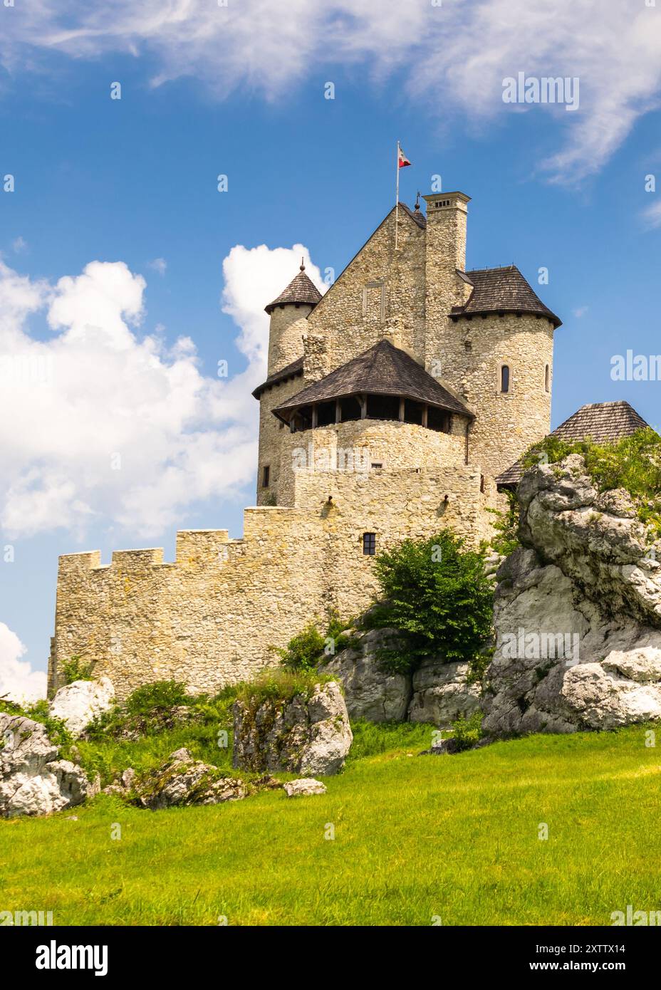 Castle rebuilt in the 14th century hi-res stock photography and images ...