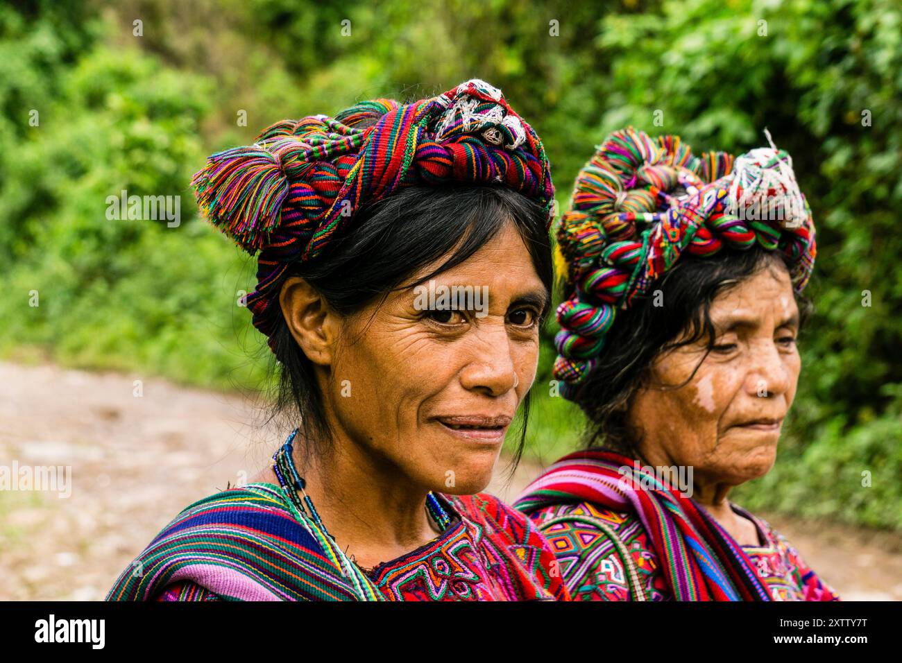 Guatemala national costume hi-res stock photography and images - Alamy