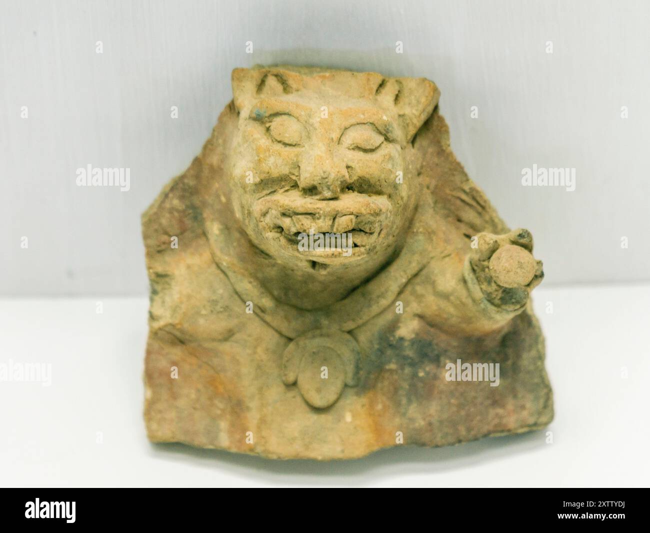 zoomorphic figure, classic late , Santa María Nebaj,museo de ...