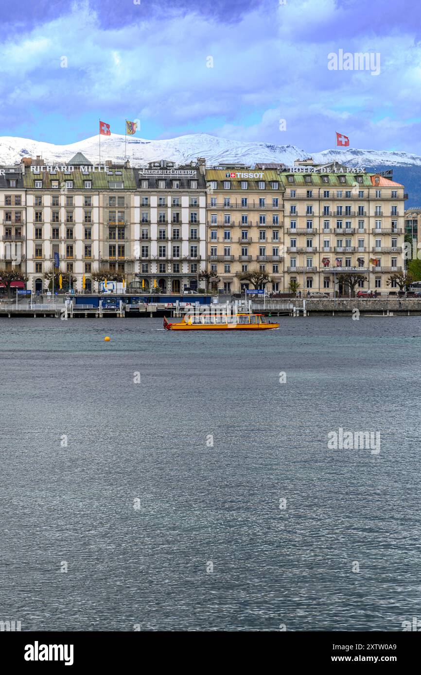 The Mouettes (seagulls) are the small yellow water taxis that ...