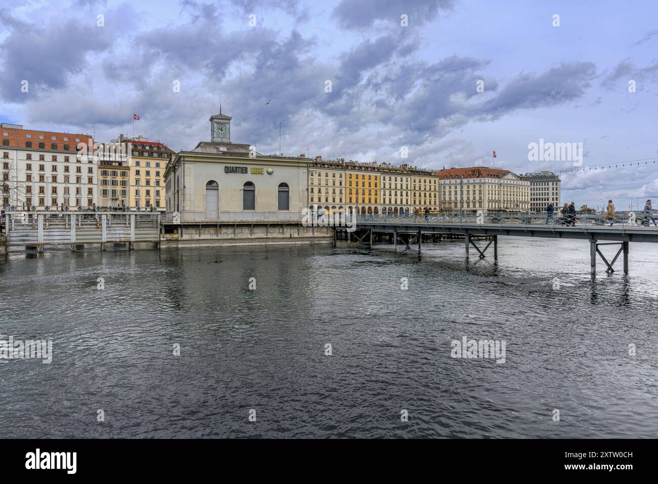 Luxury hotels line the shores of Lake Geneva in Geneva, Switzerland ...