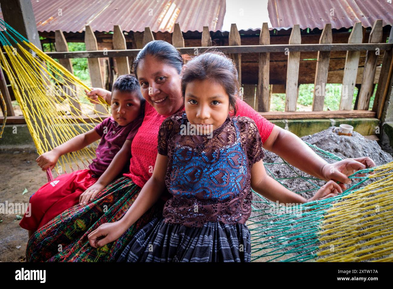 Family in a cabin, Lancetillo - La Parroquia, Franja Transversal del ...