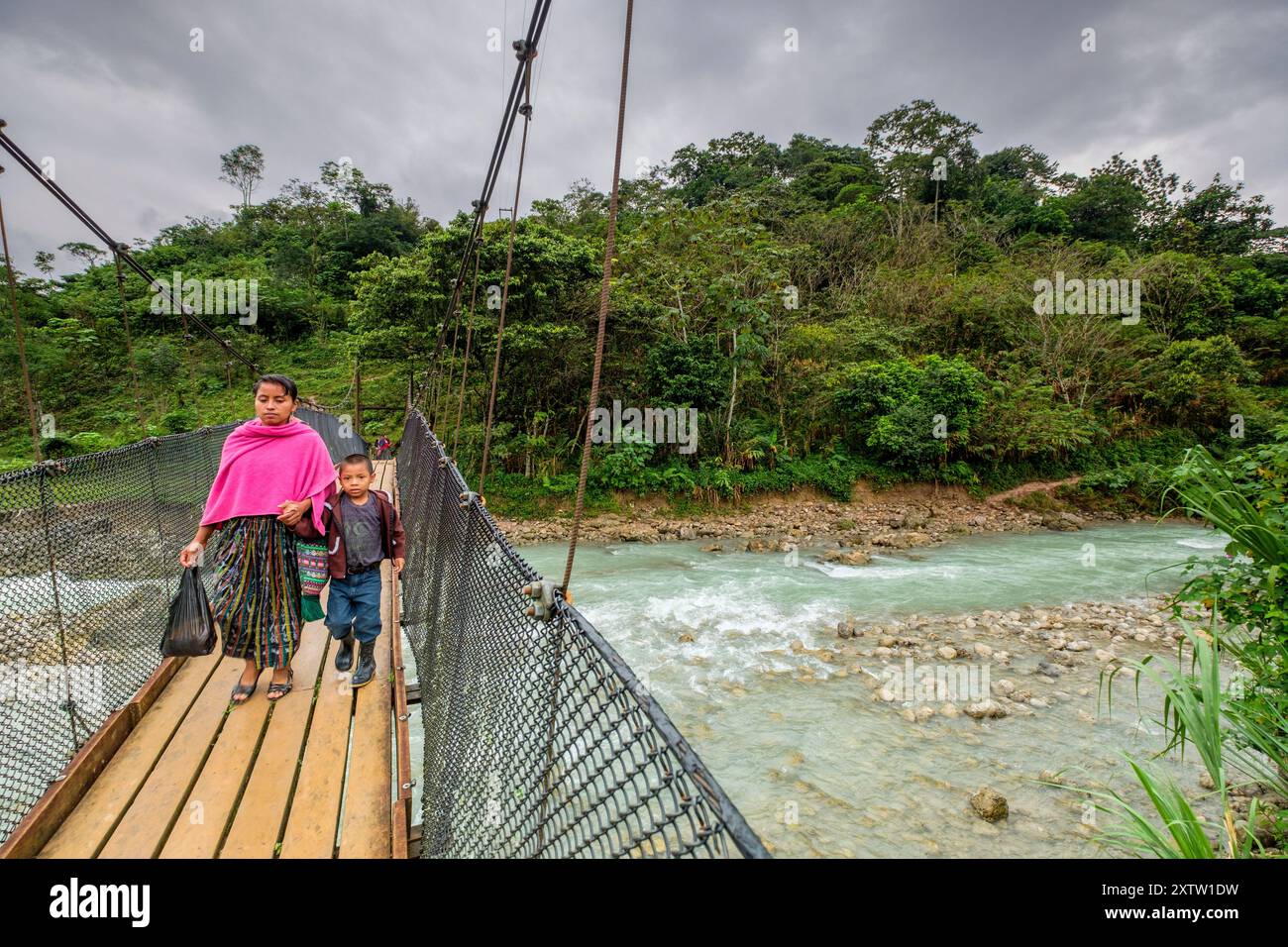 Suspension bridge over the Satan River, Little Treasure, La Taña ...