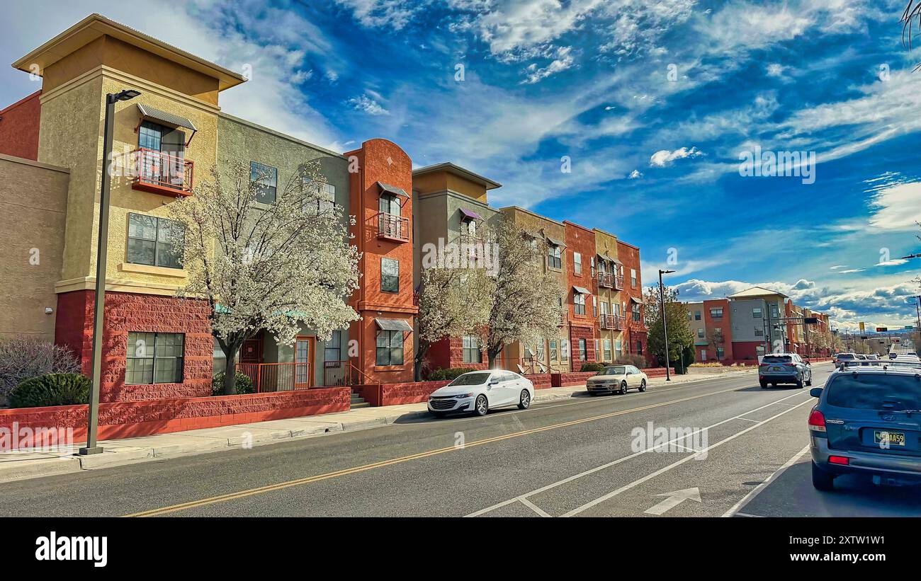 ALBUQUERQUE, NEW MEXICO, USA-March 11, 2023. Sidewalk with nice open ...