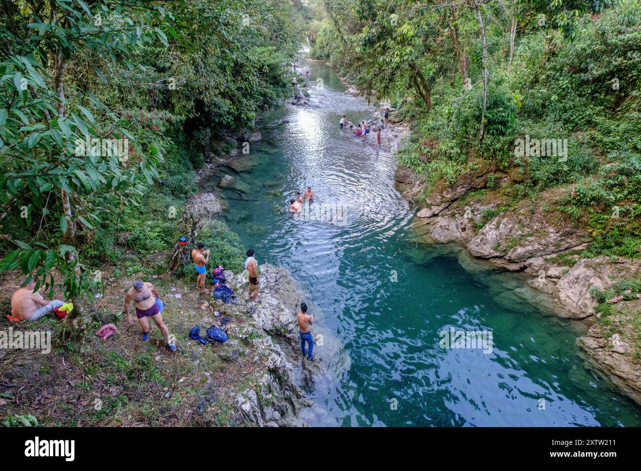 bathers in the river Cuatro Chorros, Lancetillo-La Parroquia, Zona ...