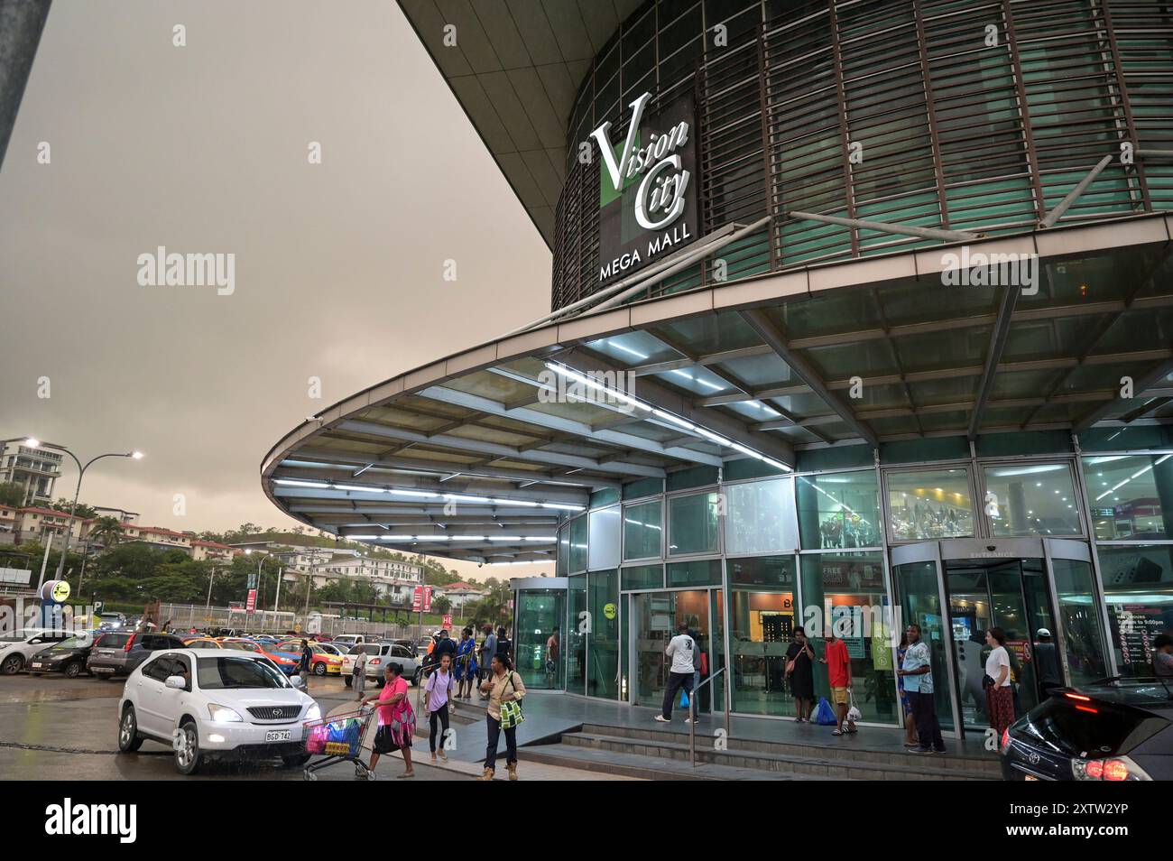 PAPUA NEW GUINEA, Port Moresby, Waigani, shopping mall Vision City Mega ...