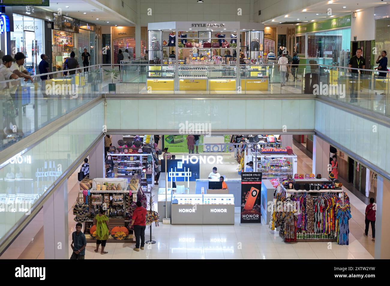 PAPUA NEW GUINEA, Port Moresby, Waigani, shopping mall Vision City Mega ...