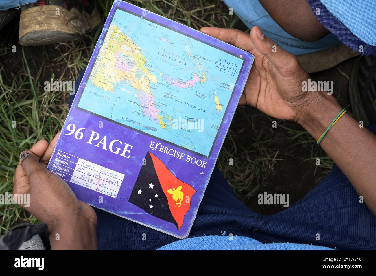 Papua new guinea flag map hi-res stock photography and images - Alamy