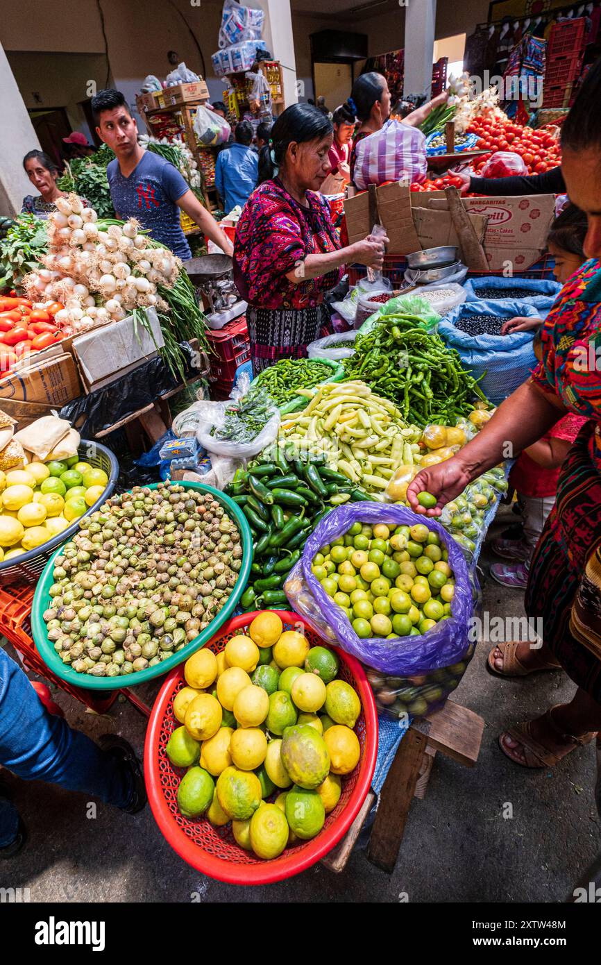 Traditional market, Chichicastenango, Quiché, Guatemala, Central ...