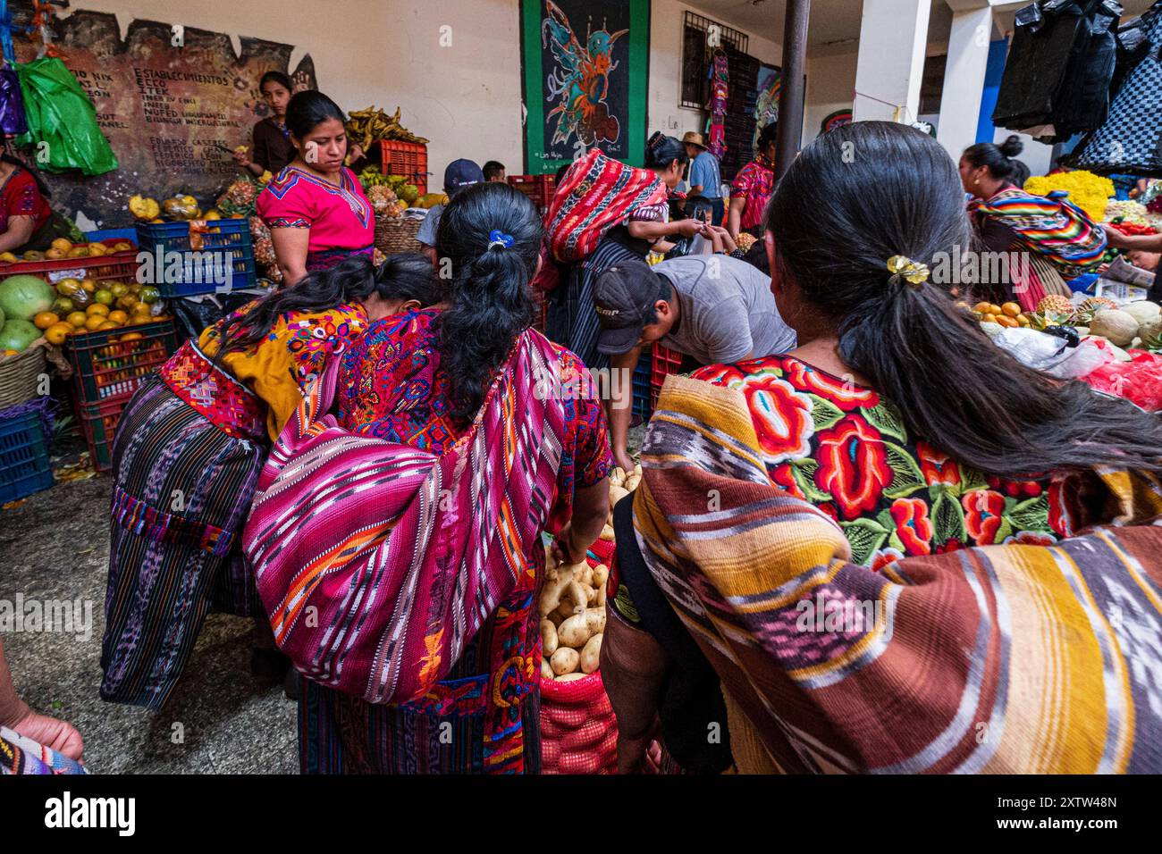Traditional market, Chichicastenango, Quiché, Guatemala, Central ...