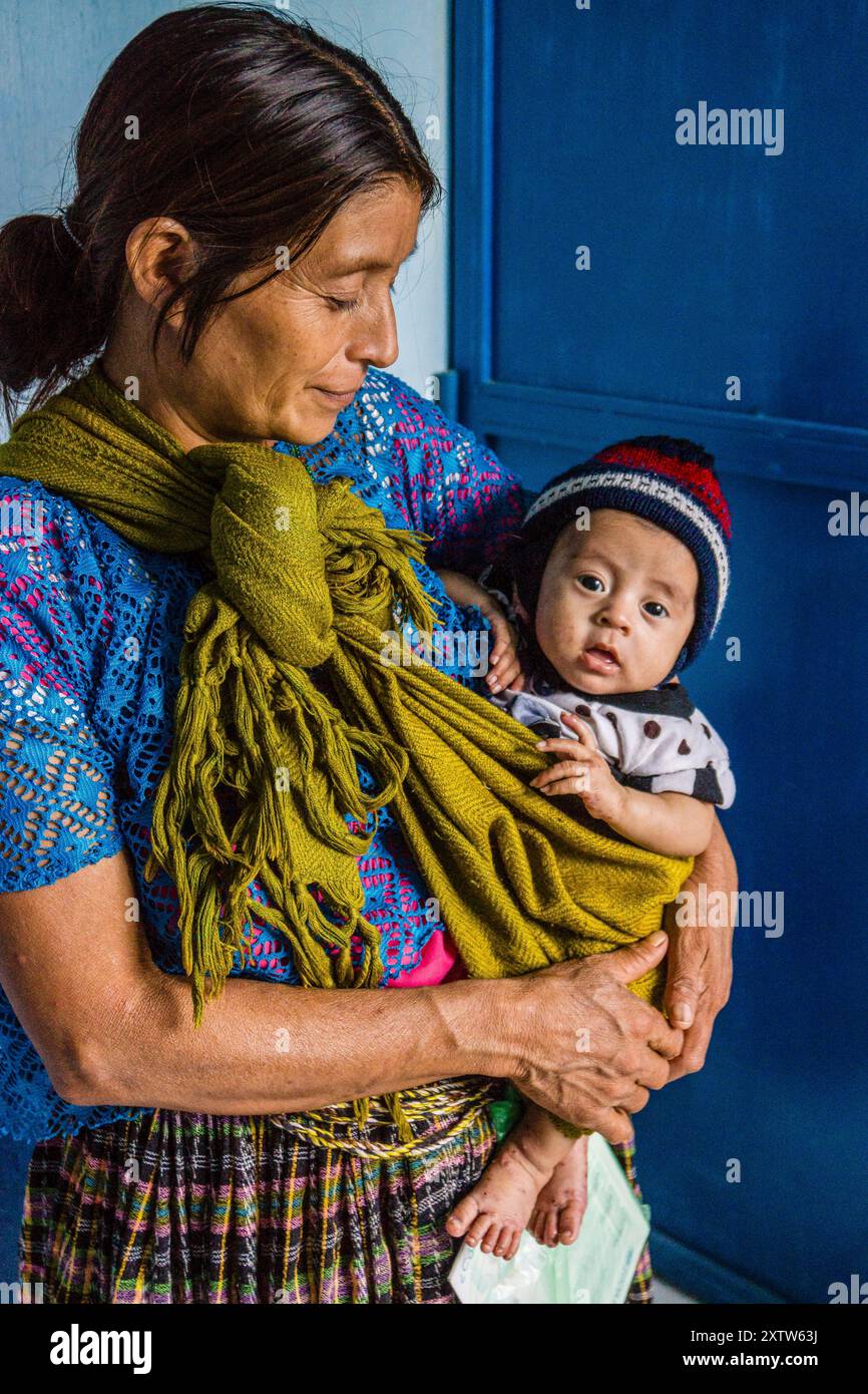 Pediatric consultation, health center, Lancetillo (La Parroquia ...