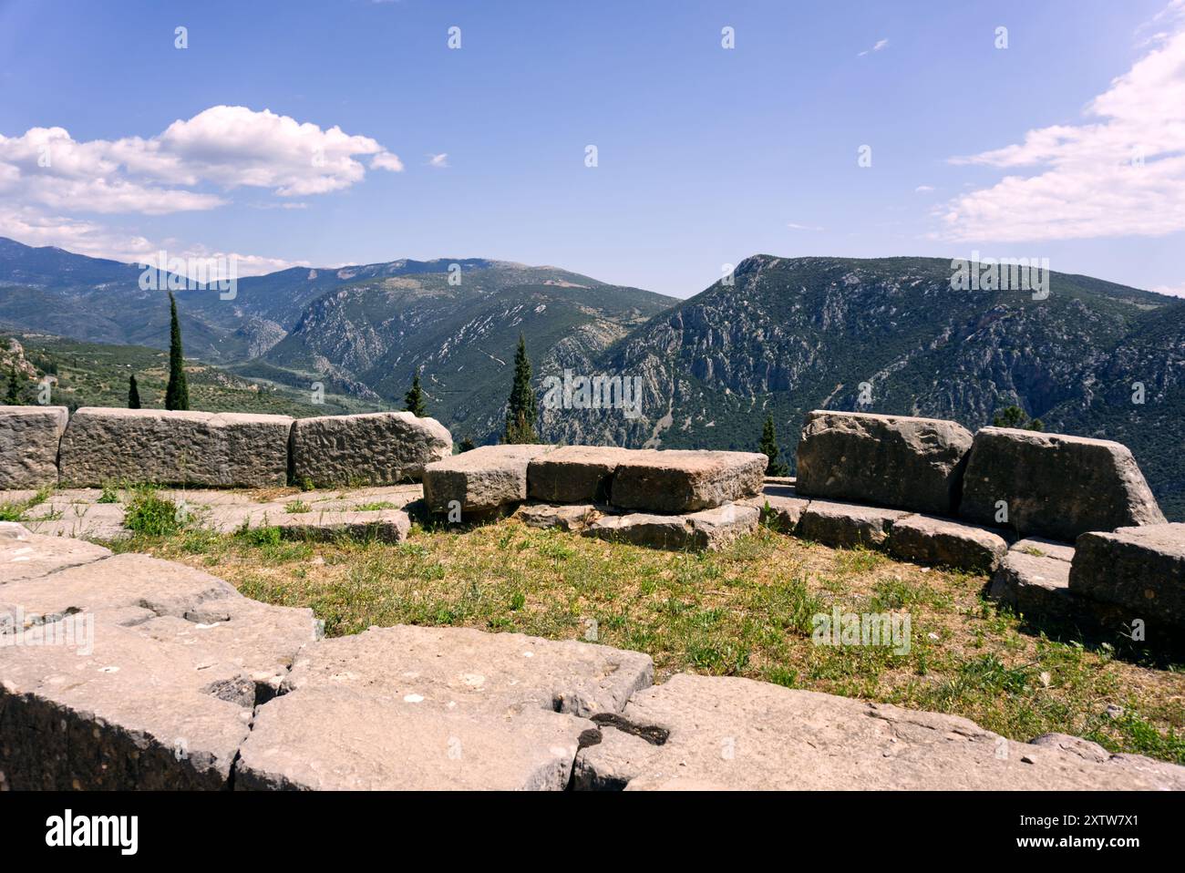 Classic greek landscape hi-res stock photography and images - Alamy