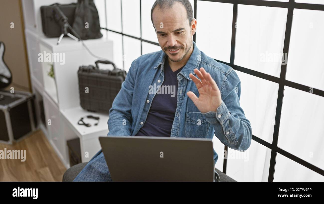 Hispanic man beard engages hi-res stock photography and images - Alamy