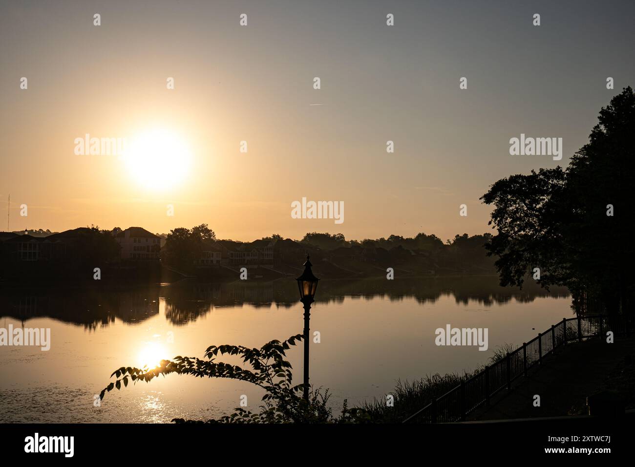 Savannah riverwalk hi-res stock photography and images - Alamy