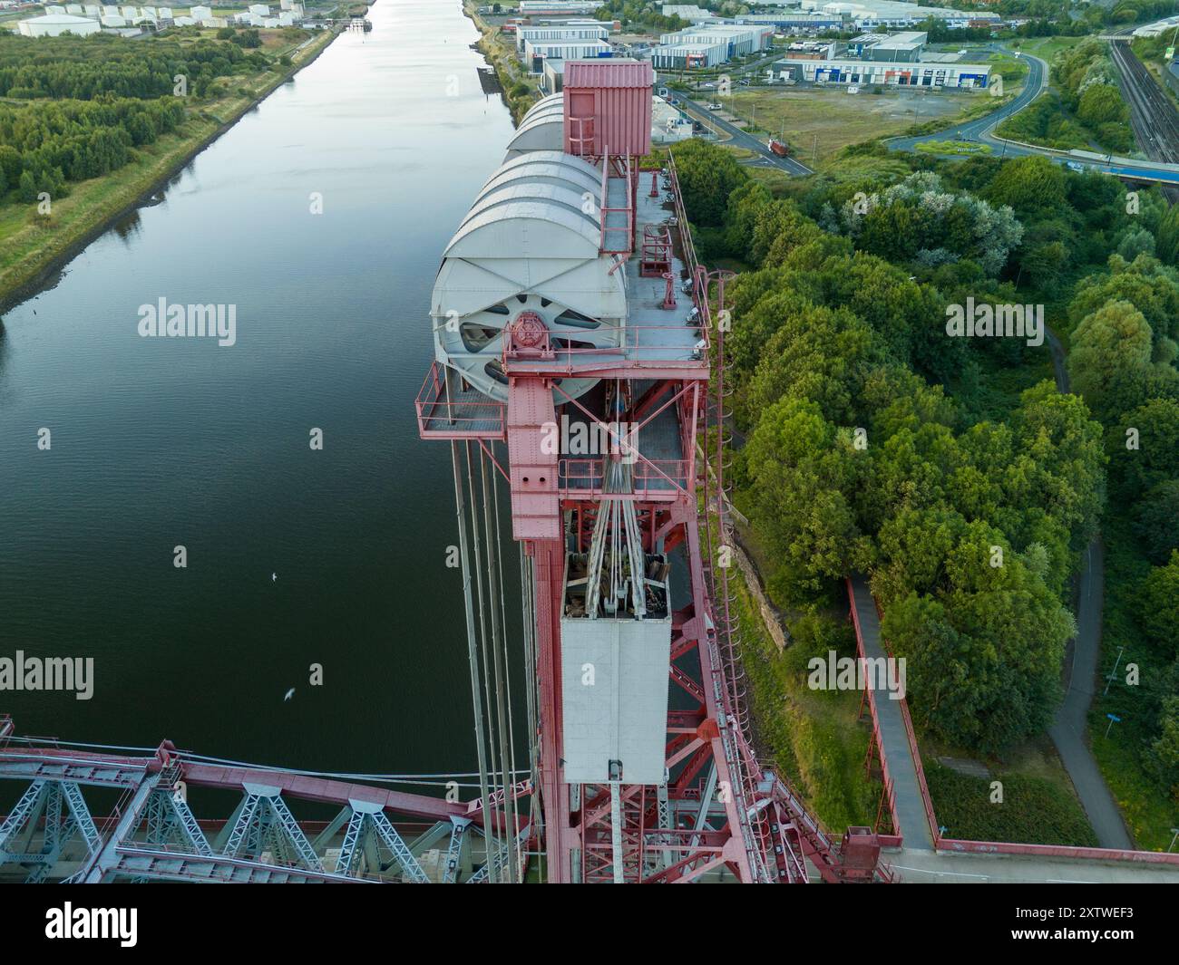 Aerial view of the complex lifting mechanism of a bascule bridge ...