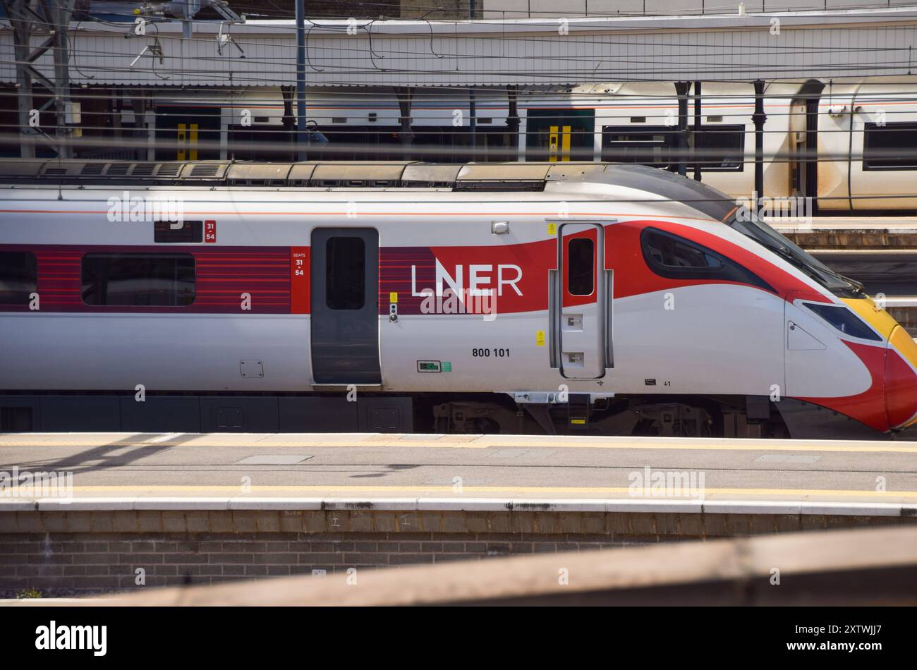 Lner train 2024 hi-res stock photography and images - Alamy