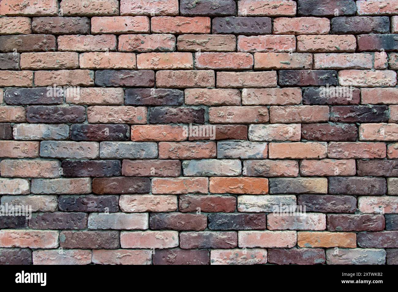 Beautiful background of burnt vintage red brick Stock Photo - Alamy