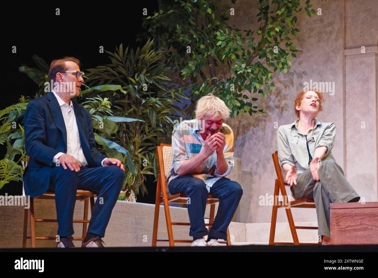 Clara sanchis hi-res stock photography and images - Alamy