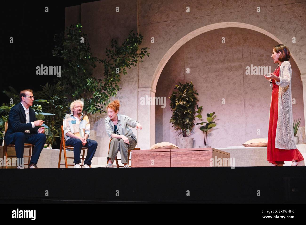 Clara sanchis hi-res stock photography and images - Alamy