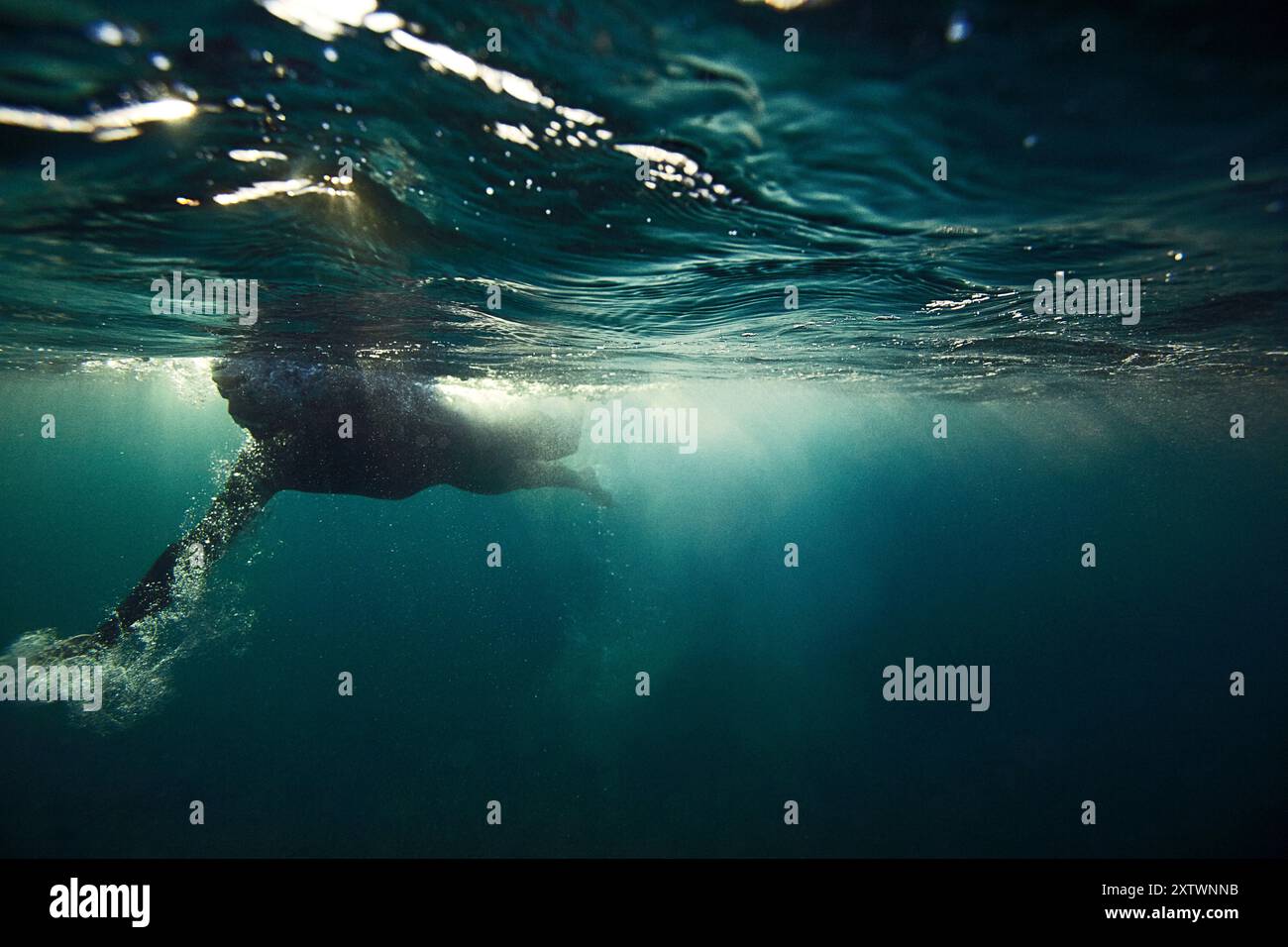 Sunlight piercing through hi-res stock photography and images - Alamy