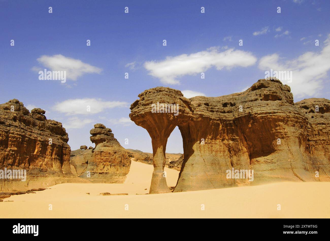 Tableland tin hi-res stock photography and images - Alamy