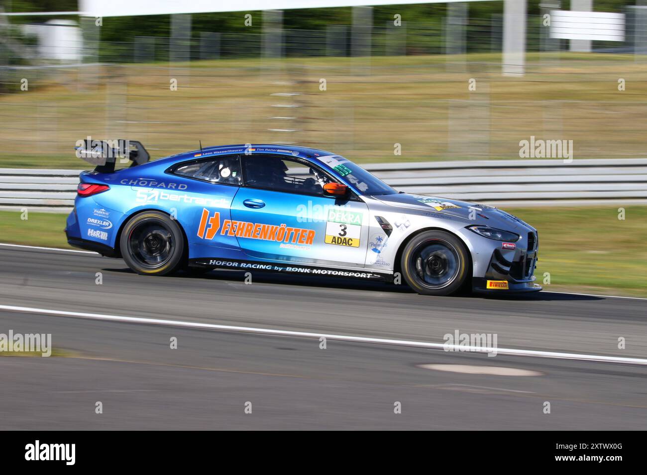 Tim Reiter (DEU) / Leon Wassertheurer (DEU), #3, BMW M4 GT4, Team ...