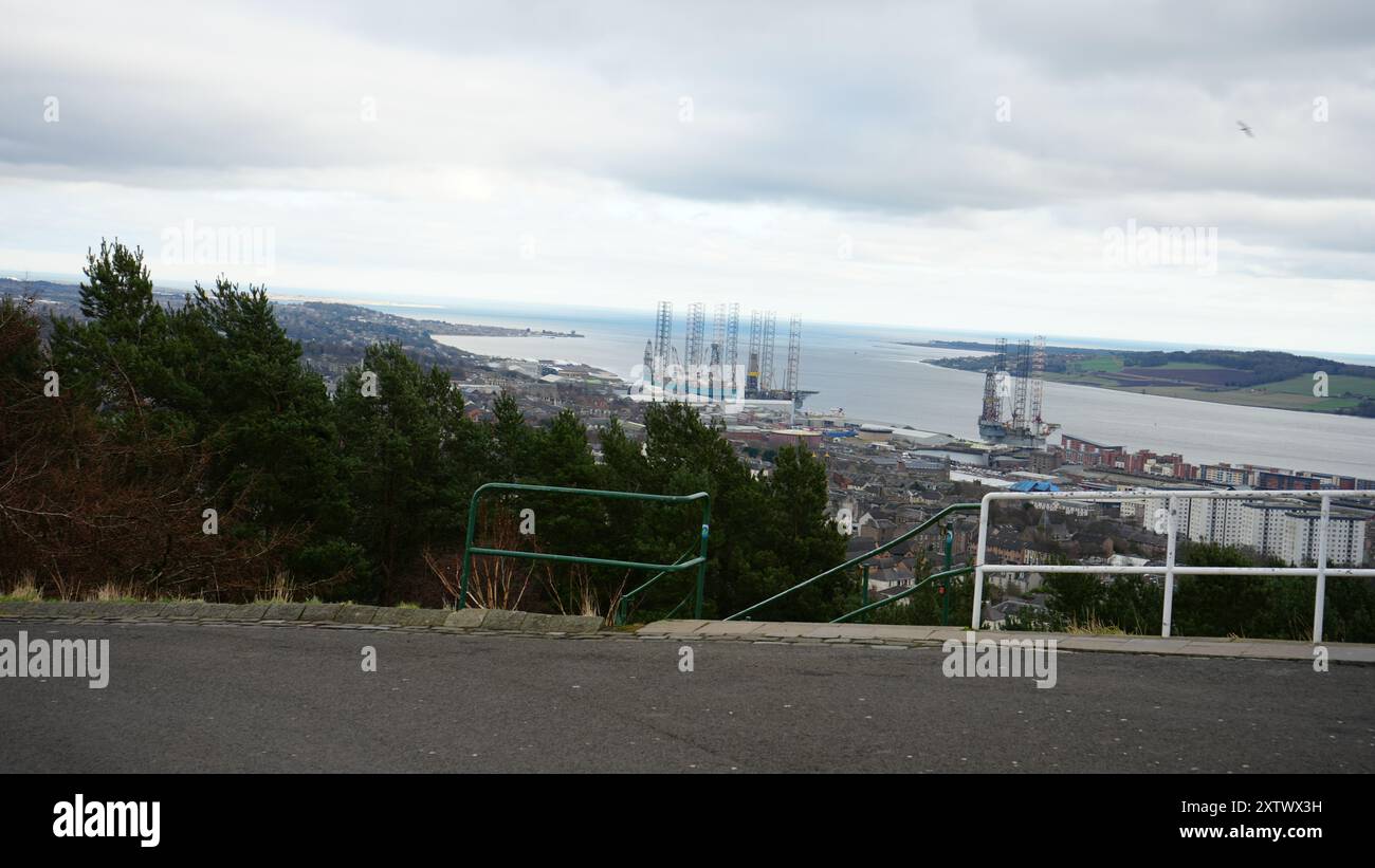 The Falkirk Wheel is a rotating boat lift in Tamfourhill, Falkirk, in ...