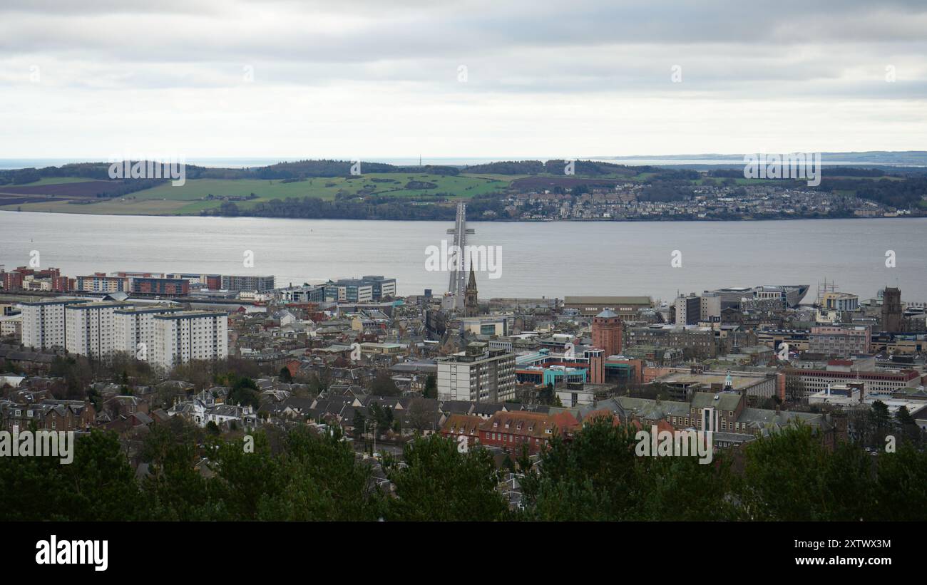 The Falkirk Wheel is a rotating boat lift in Tamfourhill, Falkirk, in ...