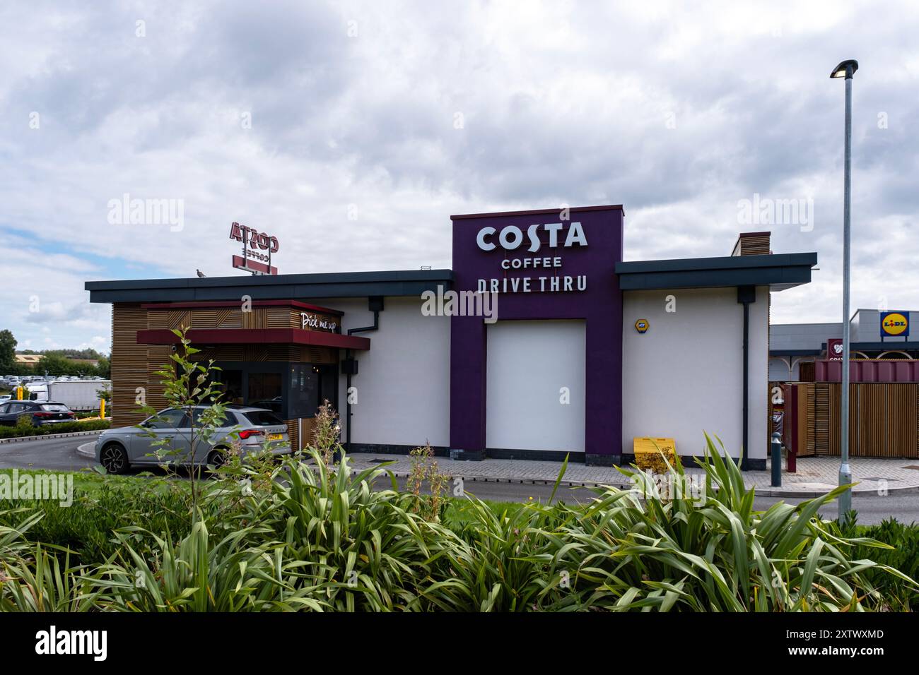 Logo of costa coffee hi-res stock photography and images - Alamy