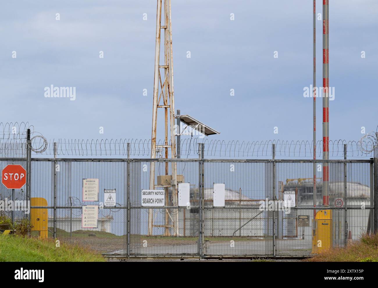 PAPUA NEW GUINEA, capital city Port Moresby, Caution bay, Papua LNG ...