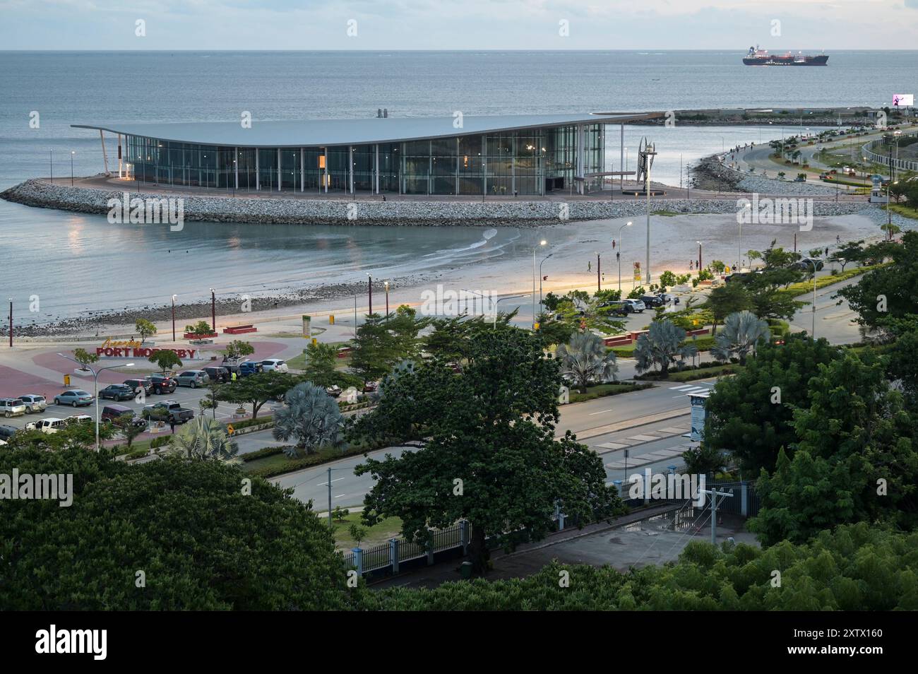 PAPUA NEW GUINEA, Port Moresby, city center, congress center Apec House ...