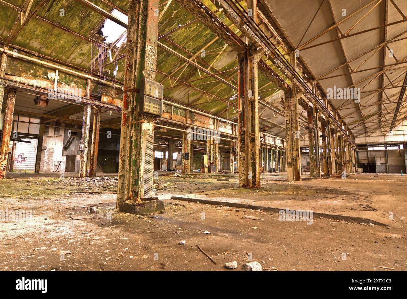 Abandoned out building hi-res stock photography and images - Alamy
