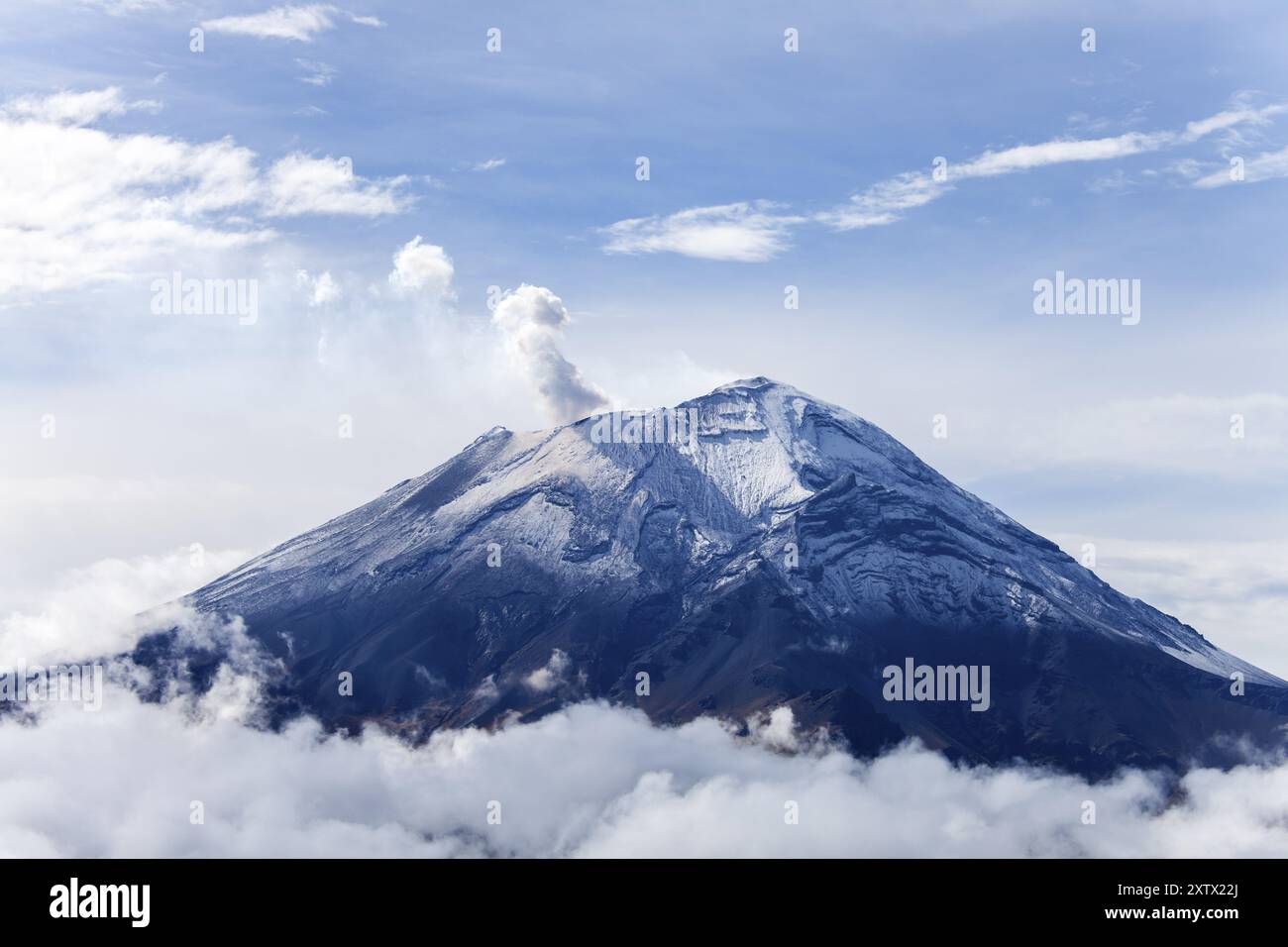 Volcán popocatepetl hi-res stock photography and images - Alamy