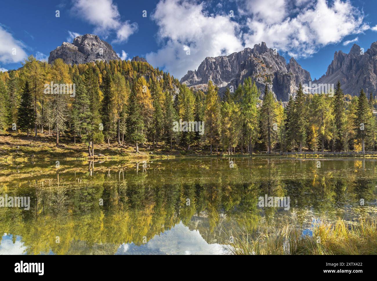 Autumn at Lake Antorno under the Cadini peaks, Dolomites, South Tyrol ...