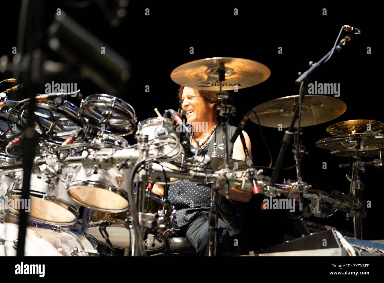 Classic rock album covers hi-res stock photography and images - Alamy