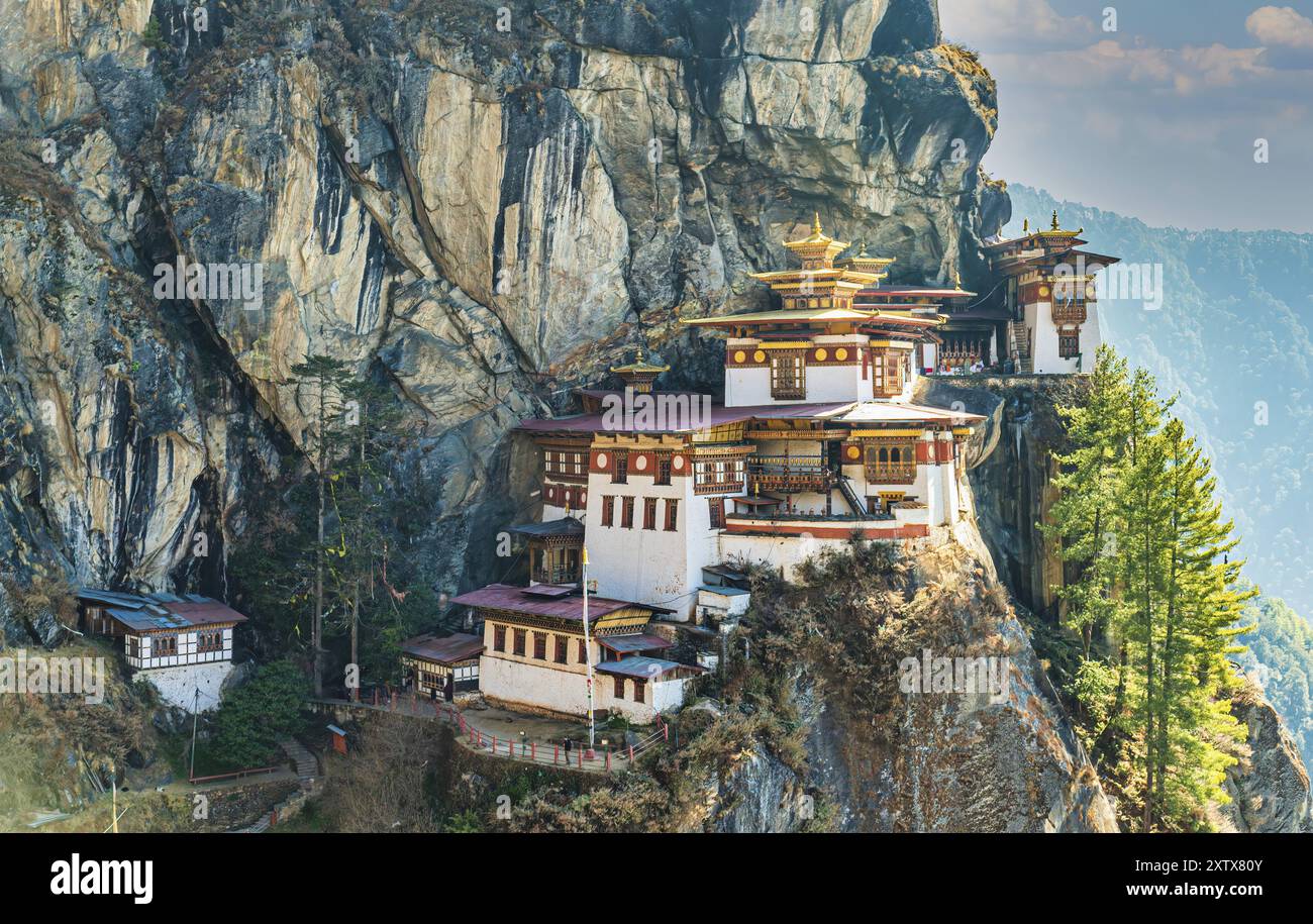 The famous Taktshang Goemba dzong monastery Stock Photo - Alamy