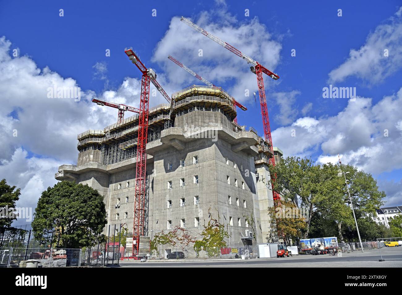 Europe, Germany, Hanseatic City of Hamburg, St. Pauli, former bunker on ...
