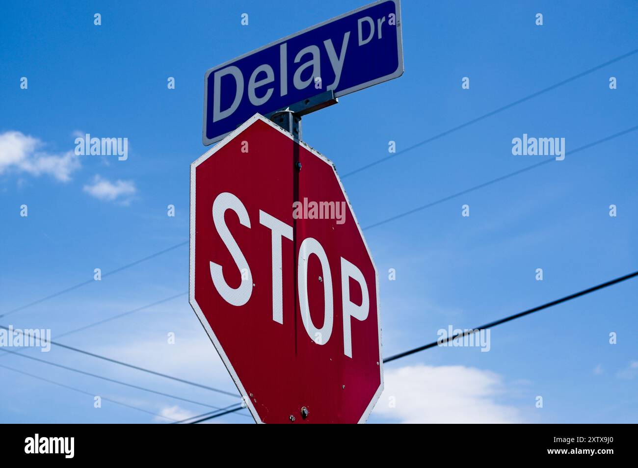 Stop sign on a rural road hi-res stock photography and images - Alamy