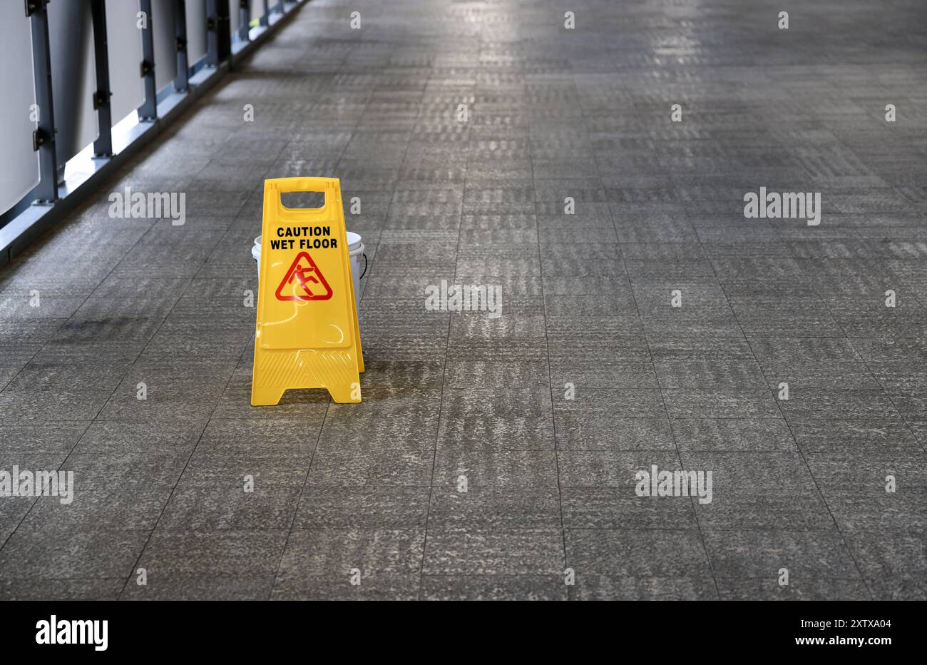 Sign showing warning of cleaning process area, Yellow sign that alerts ...