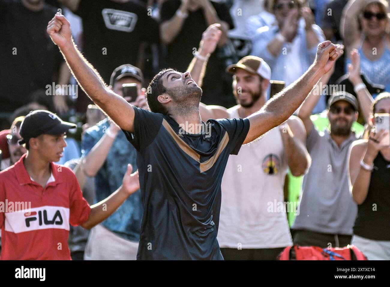 Champion 2024 hi-res stock photography and images - Alamy