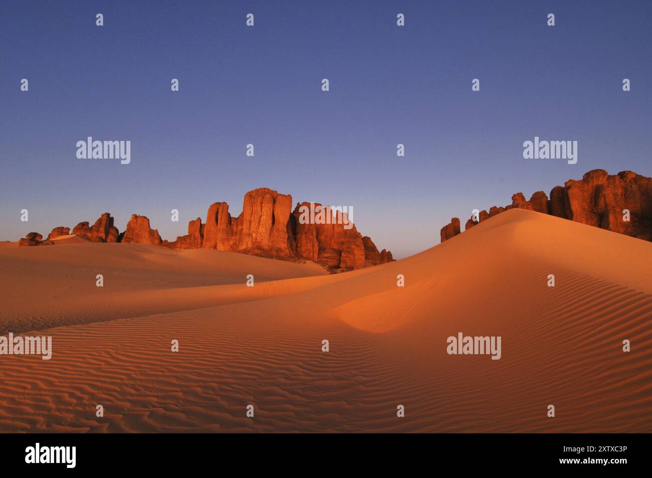 Desert landscape, Tin Akascheker, Algeria, rock formations, Algeria ...