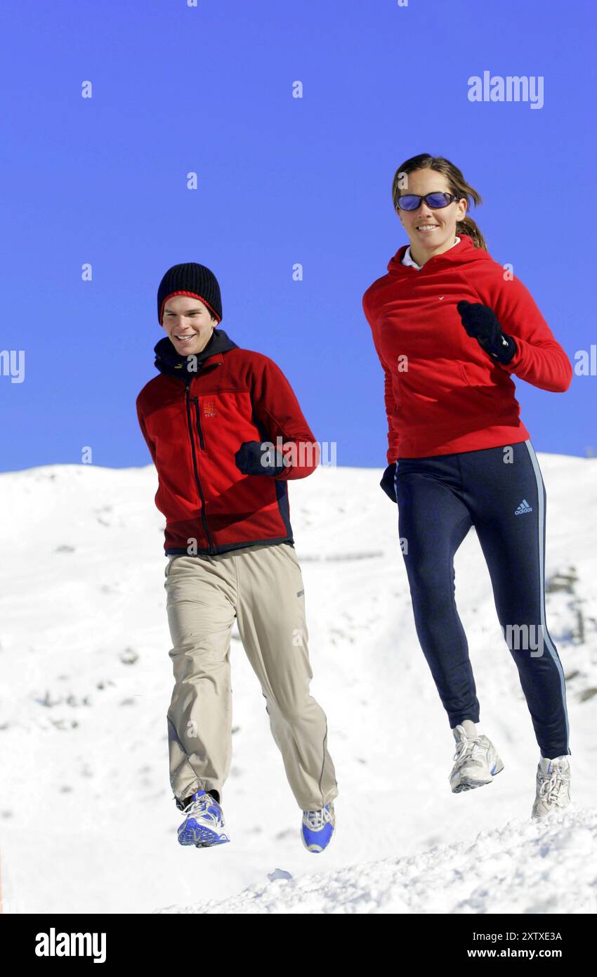 Jogging in Winter, Couple, 35, Years, Blonde, Blonde, Man, Woman Stock ...
