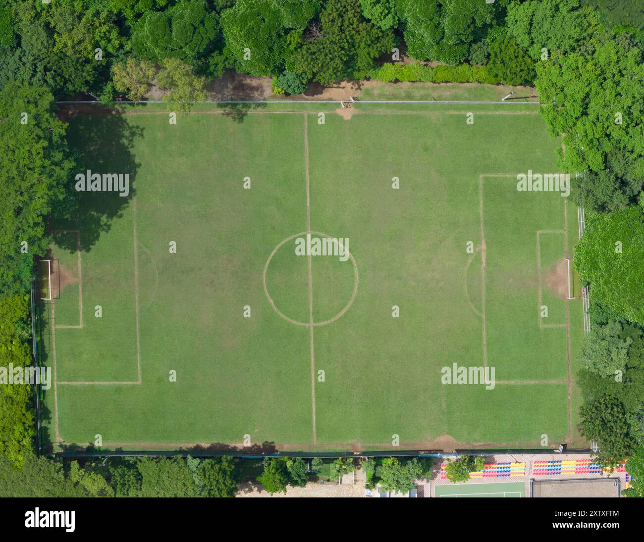Aerial view football match hi-res stock photography and images - Alamy